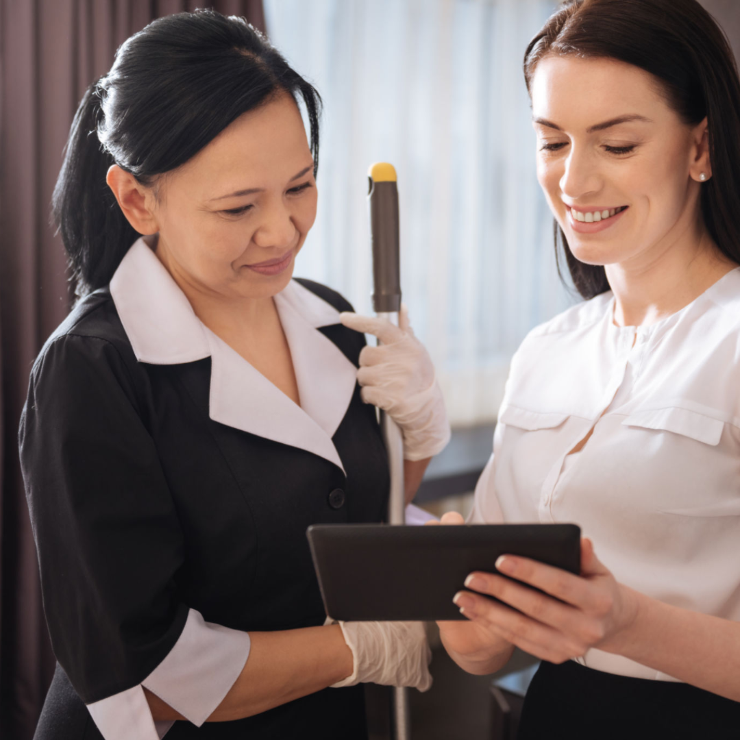 How to elevate your hotel staff communication and collaboration with a ...